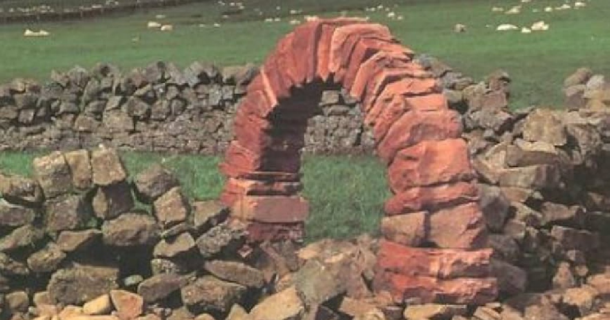 Publication: Arch - Andy Goldsworthy, David Craig | Galerie Lelong